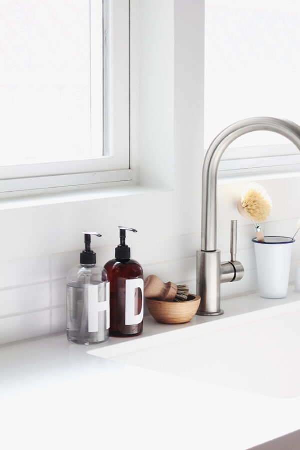 DIY minimal soap bottles – almost makes perfect