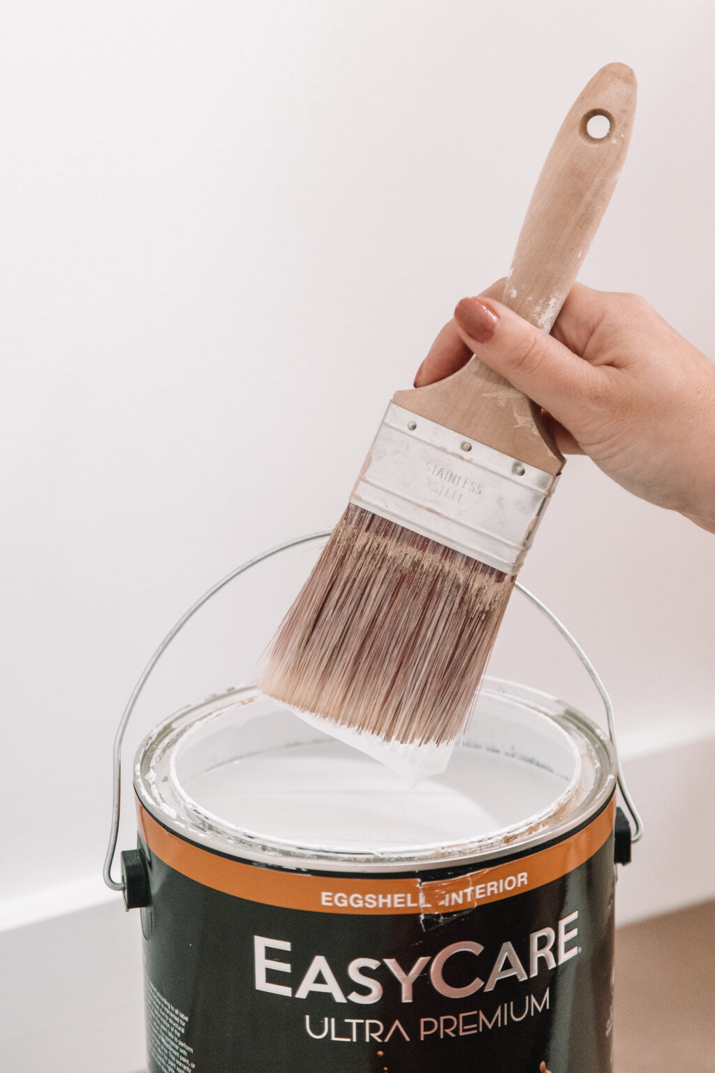 how to choose the perfect white paint – almost makes perfect
