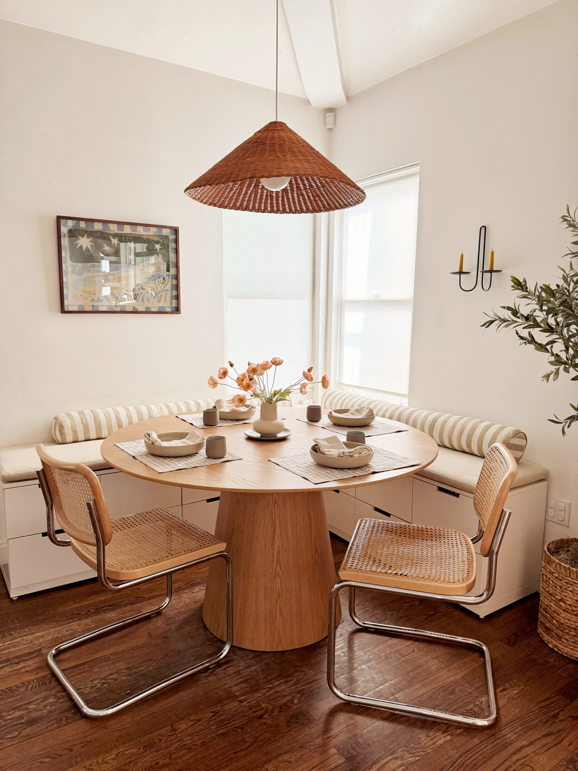 our dining nook – almost makes perfect